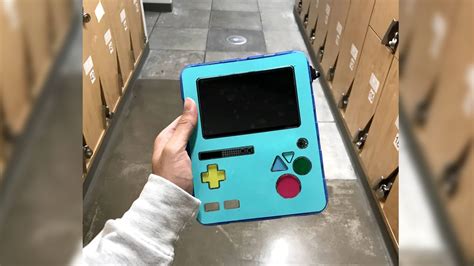 raspberry pi bmo handheld plays games using retropie tom s hardware