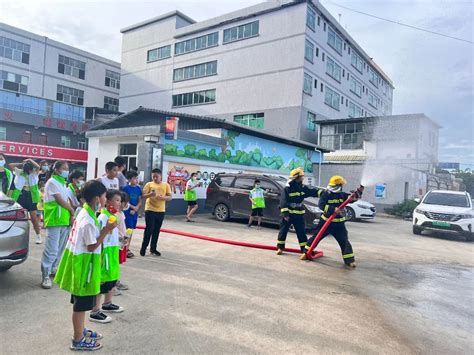 宁西街青少年“沉浸式”解锁消防新技能