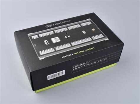 Arduino Portenta Machine Control Akx00032