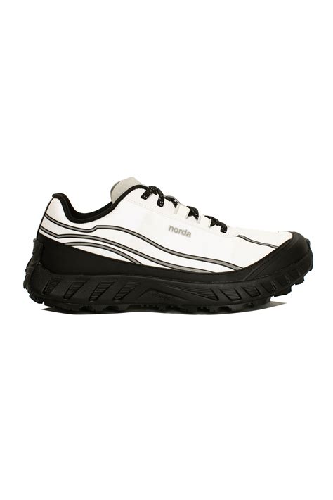 The 002 W Wht Tp One Block Down