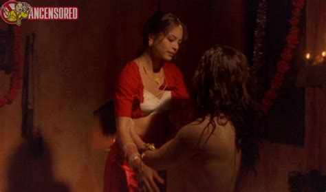 Naked Kristin Kreuk In Partition