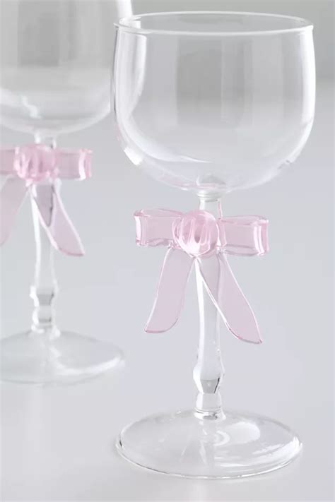 Sculpted Bow Stemmed Wine Glass Urban Outfitters Canada