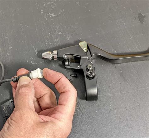 What Is An Ebike Brake Sensor And How Does It Work RIDEeMTB 2025
