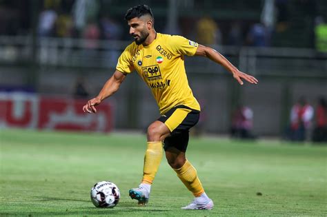 خوش‌آمد گویی سهرابیان به زکی‌پور به خاطر بازگشت به استقلال طرفداری