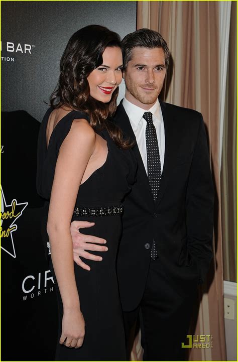 Dave Annable And Odette Yustman Hollywood Domino Duo Photo 2523076
