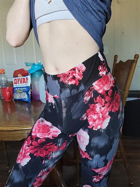 These Tights Almost Hide My Bulge 🤭 Rtbulges