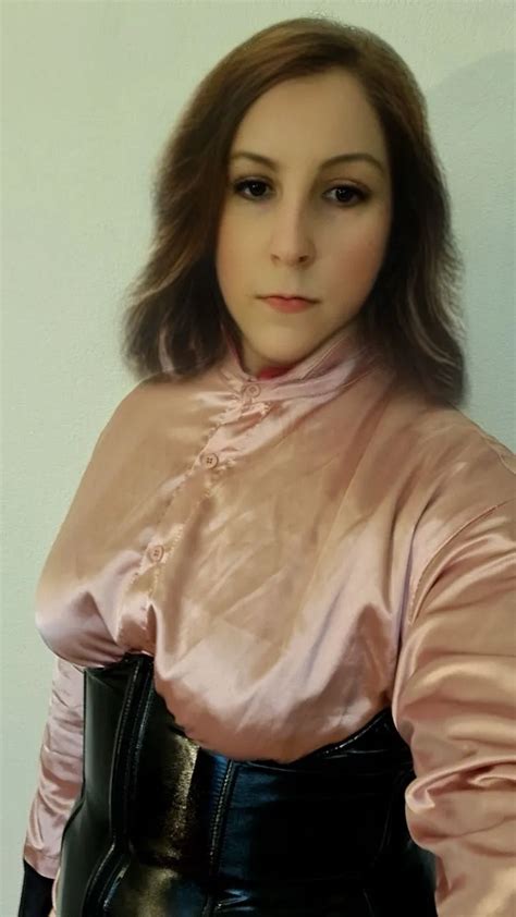 Geile Satin Sachen Nude Pics Xhamster