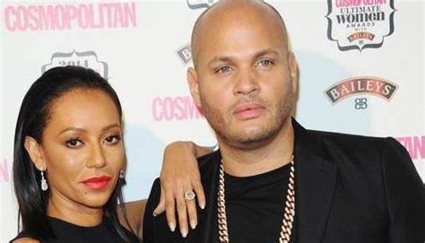 CoȘmarul Unei Componente A Trupei „spice Girls” Agresată Forțată Să Facă Sex în Grup