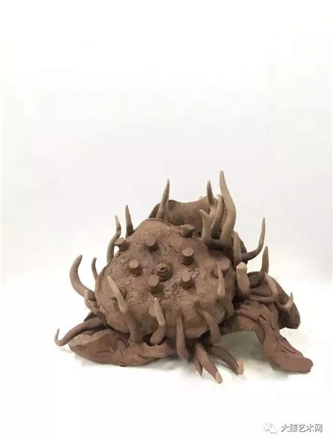 新锐雕塑家 许新龙 —— “它山之石可以攻玉”，扎根传统才能走的更远 搜狐大视野 搜狐新闻