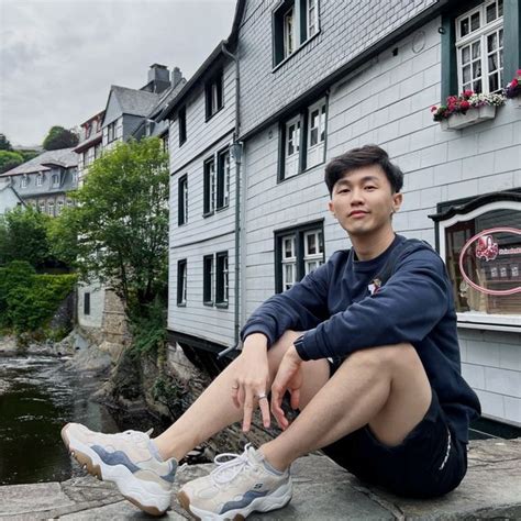 Golden Hao Golden Hao • Threads Say More