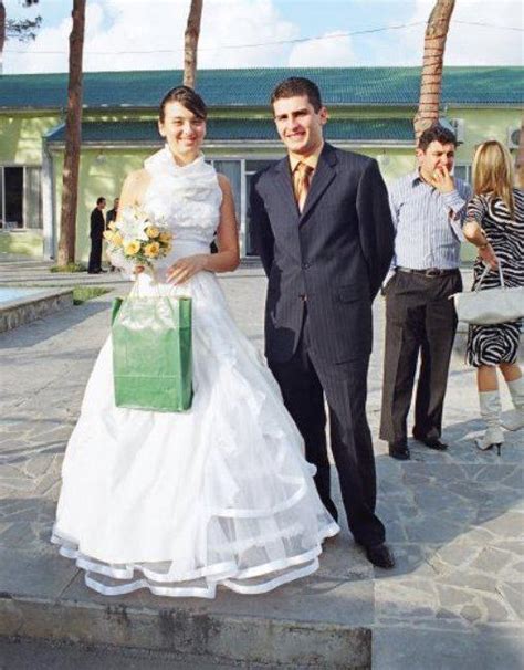 პირველი შვილი 8 წლის შემდეგ გვეყოლა“ რას ჰყვება მეუღლესა და ოჯახზე მამუკა მდინარაძე Ambebi Ge