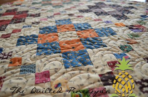 Clover Schnibbles Quilt Pattern By Carrie Nelson The Quilted Pineapple