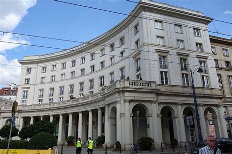 MDM ciekawostki i informacje o dzielnicy w Śródmieściu Warszawy