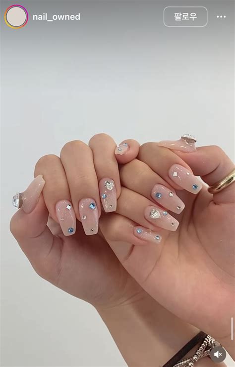 ネイル에 있는 3님의 핀 매니큐어 디자인 네일 아트 트렌드 젤네일