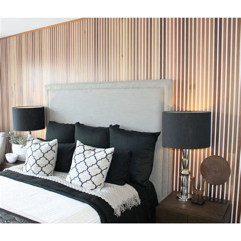 81x26mm Castelation® Screenclad Two Tone Western Red Cedar Cladding Sago Bowens