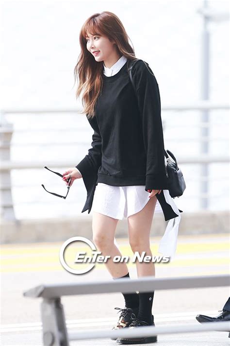 ON포토 현아 수줍은 미소 머금고 전자신문