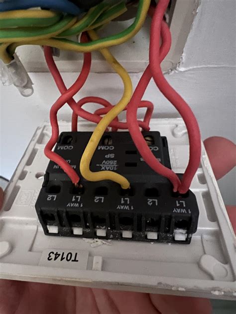 How To Wire Remove 3 Gang Light Switch R Diyelectronics