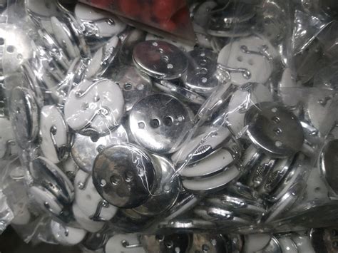 Plastic Fancy Button At ₹ 50piece In Ludhiana Id 21895472930