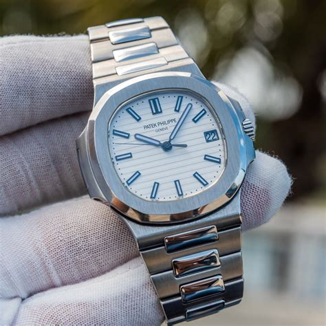 Patek Philippe Nautilus Stainless White Dial 5711 1a 011