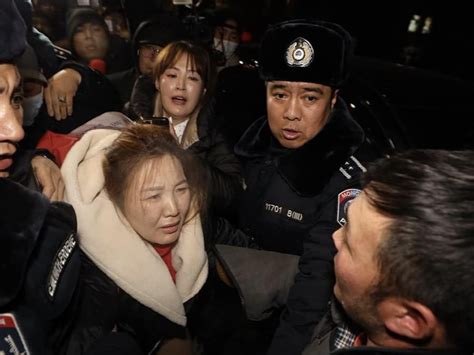 ШУУРХАЙ Сэтгүүлч Н Өнөрцэцэгийн цагдах хорих шийдвэрийг өөрчлөх эсэх шүүх хурал өнөөдөр 16 30