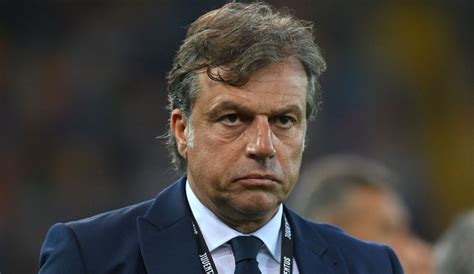 Fiorentina Juve Giuntoli Uniti Per Uscire Da Questa Situazione