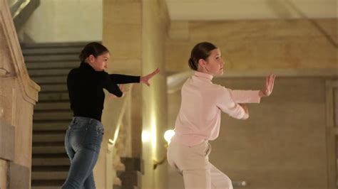 Angelina Gavrilova Ангелина Гаврилова Пред огледалото 1919 от Елена Карамихайлова Youtube