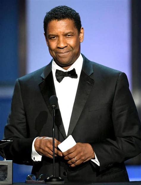 С Дензъл Уошингтън веднъж каза „Никога не показвай отчаяние Остани спокоен дори в най