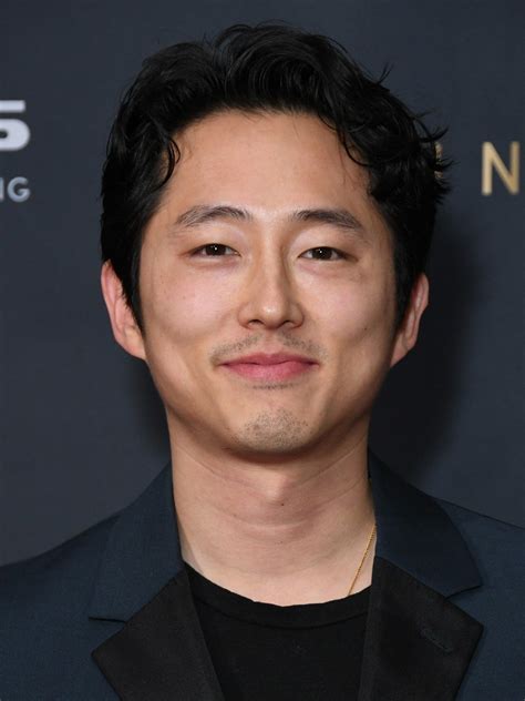 Steven Yeun Walking Dead Wiki Fandom