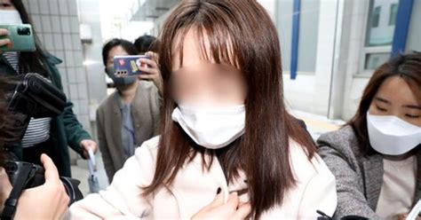 무릎 꿇고 빌었지만 지하철 9호선 폭행 20대 항소심도 징역 1년