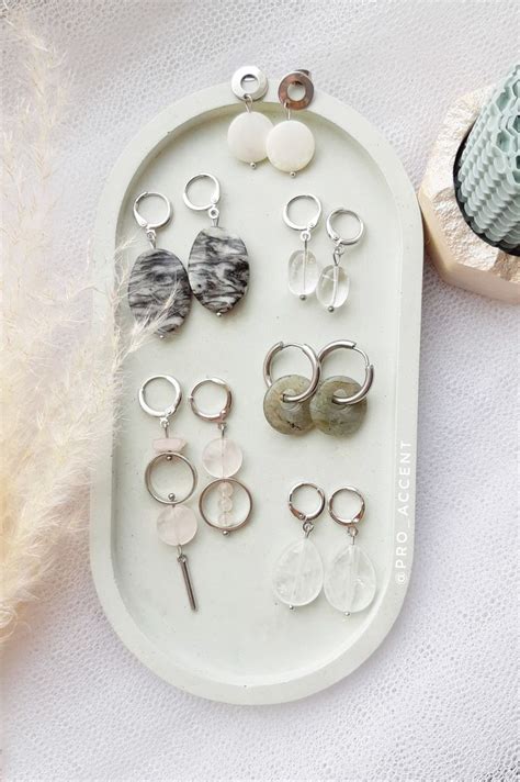 Серьги | Keychain, Personalized items, Accented