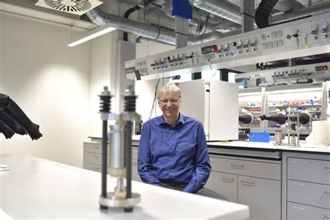 Record Setting Lithium Ion Conductors Researchers Develop New Material