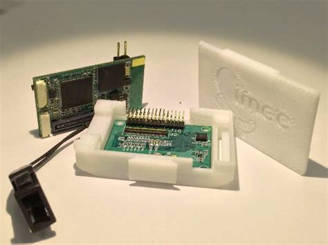 Multi Sensor Data Acquisition Ic And Open Hardware Kit For Heal