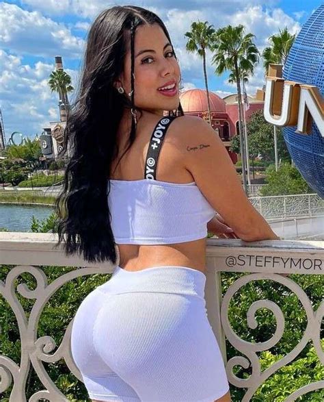 Steffy Moreno Biography Age Height Weight Net Worth Lifestyle Onlyfans Family Modeling