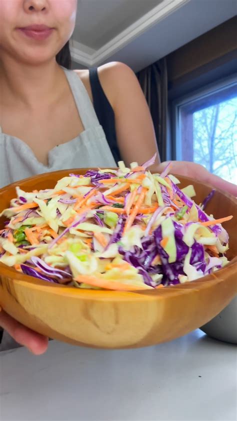 Хүмүүс эрүүл хооллохыг маш үнэтэй гэж боддог яг үнэндээ гадуур хооллох бэлэн хоол хүнс авч идэх