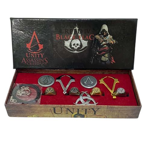 Assassins Creed Collectable Ring And Pendant Sets