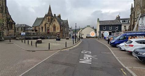 Ayrshire Police Launch Manhunt As Man Left Shaken After Being