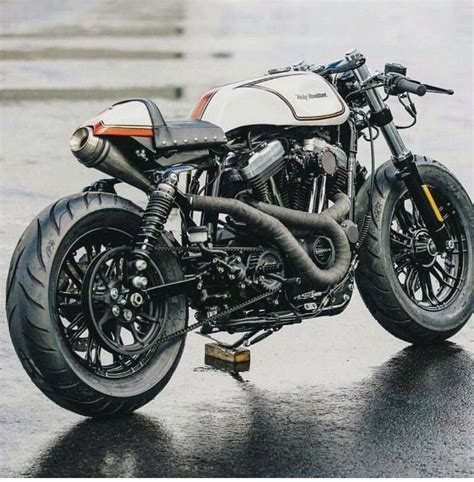 Cafe Racer Style Harley Davidson