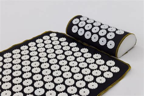 Массажный коврик Аппликатор Кузнецова + валик массажер для спины/шеи ...