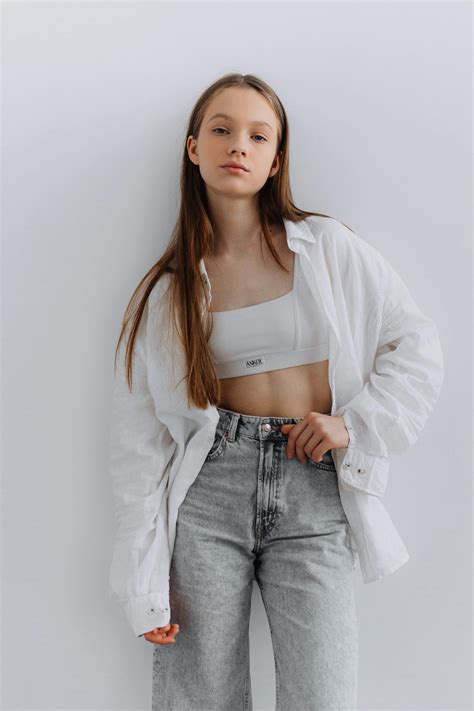 Teen Girl Camel Toe Photos Download The Best Free Teen Girl Camel Toe