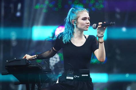 Grimes Embraces Ai Generated Songs Using Her Voice Gadget Advisor