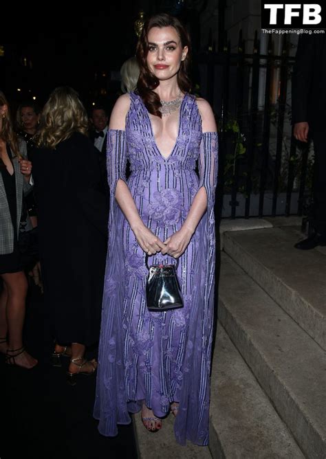 Charli Howard Flaunts Her Sexy Tits In London Photos Pinayflixx Mega Leaks