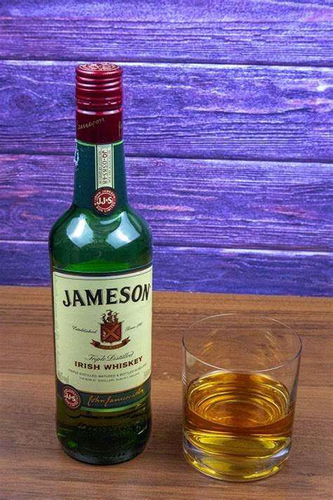 Виски Jameson (Джемесон): описание, виды, история марки