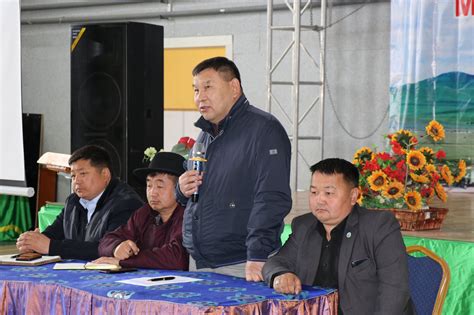 УИХ ын гишүүн Ж Батжаргал Мөнгөнморьт суманд ажиллалаа