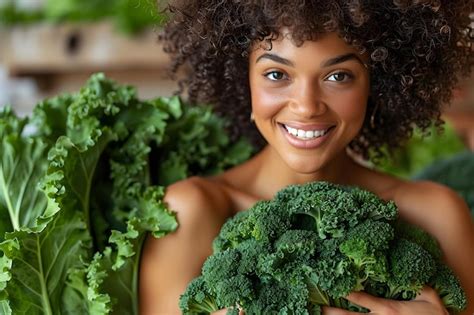 Premium Photo Woman Holding Bunch Of Broccoli