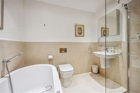 Kings Point Shandon Helensburgh G84 8bt Clyde Property Ltd