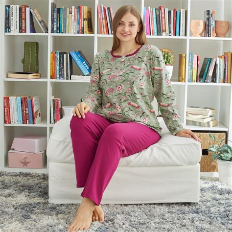 Памучна зимна дамска пижама 40564 21