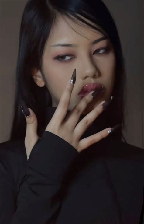 Bayonetta Cosplay Sarah Isabelle Vision Board Visionen