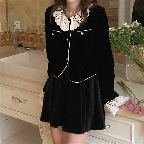 코디세트 펀칭 레이스 카라 스티치 벨벳 자켓 A라인 플레어 벨벳 미니스커트 세트 St121614