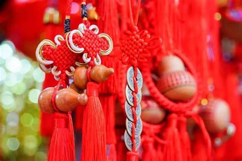 大年初六丨青岛西海岸新区音乐学校祝您六六大顺，事事如意！龙腾飞祝福平安