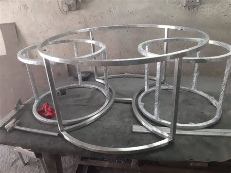 Wooden Round Nesting Table 3 Tables At Rs 25000 Set In Vasai ID 2849256733897